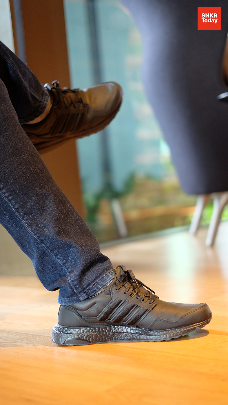 adidas Ultraboost Leather รองเท้าหนังที่มาพร้อมความนุ่มสบายเท้า - SNKR ...