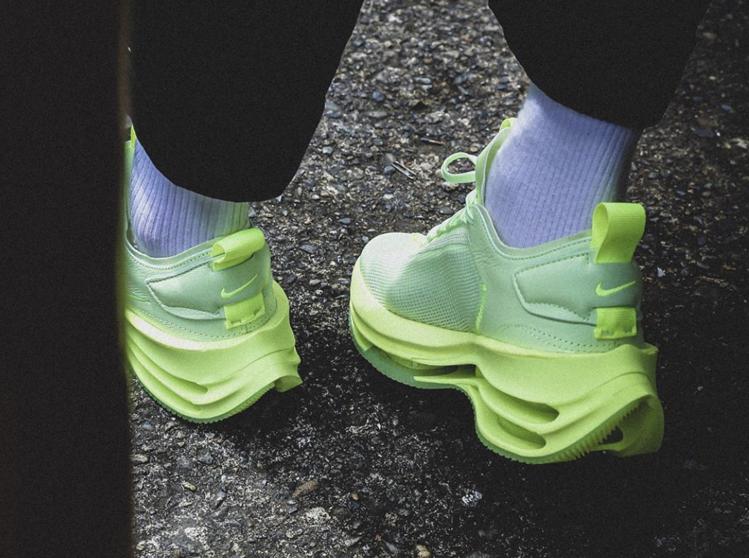 Nike Zoom Double Stacked "Barely Volt" เตรียมวางจำหน่ายในไทย 11 ก.ค. ...