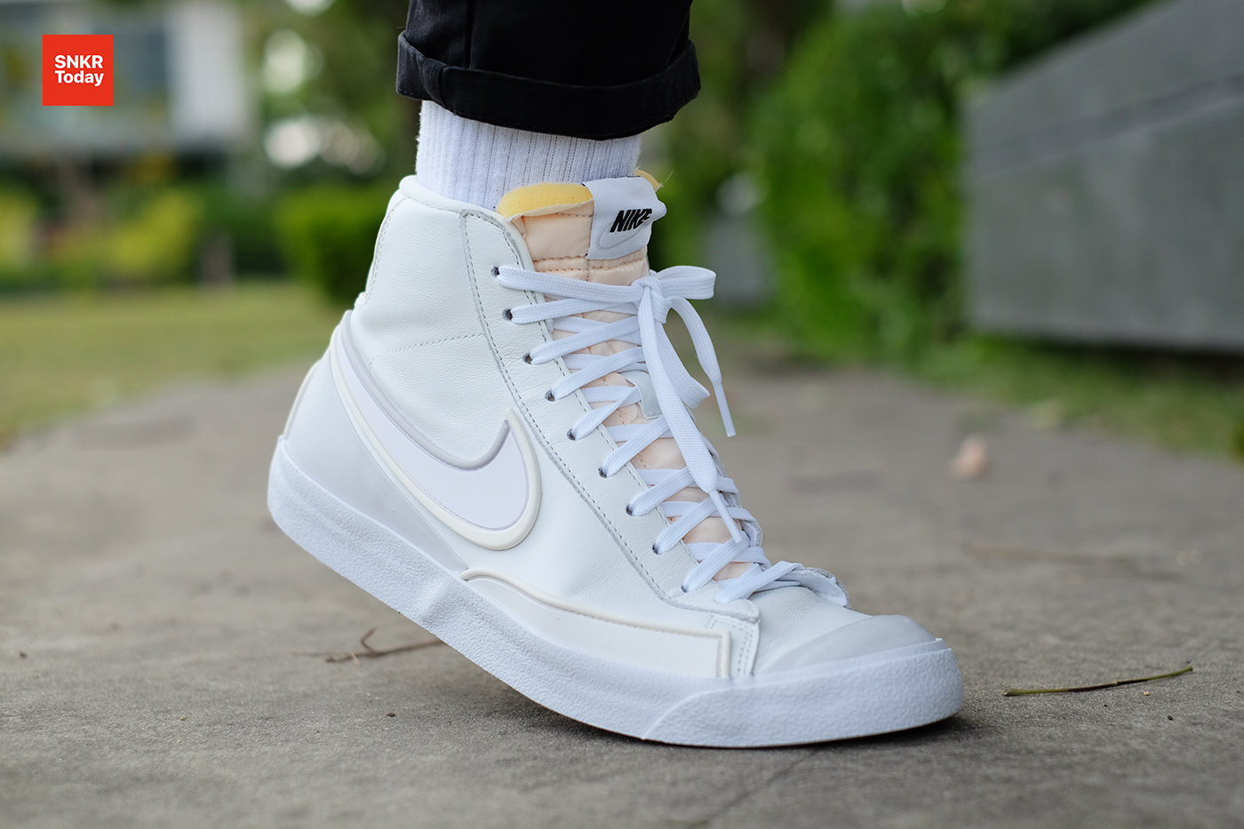 Nike Blazer Mid '77 Infinite สวยงามและคลาสสิกเหนือกาลเวลา - SNKR TODAY