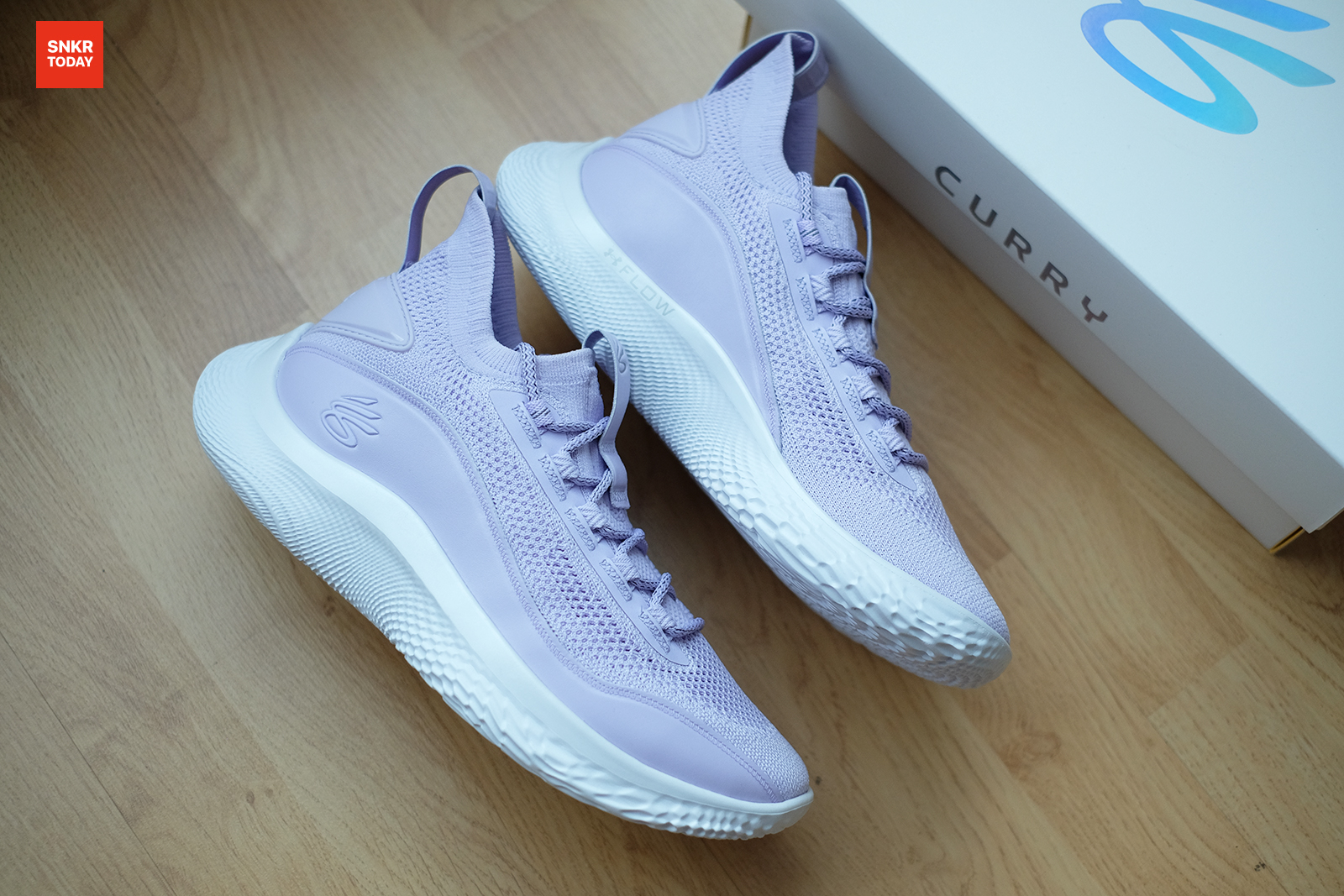 แกะกล่อง พรีวิว Curry 8 "International Women's Day" สีม่วงสุดละมุน ...