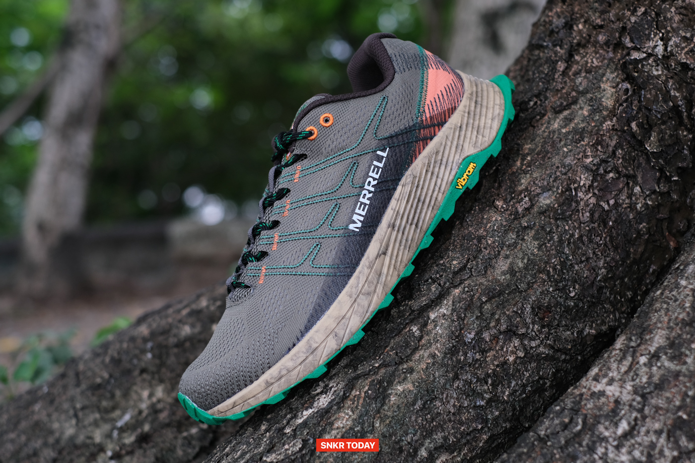 รีวิว Merrell Moab Flight รองเท้าวิ่งเทรลน้ำหนักเบา ราคาไม่แรง 3,590 ...