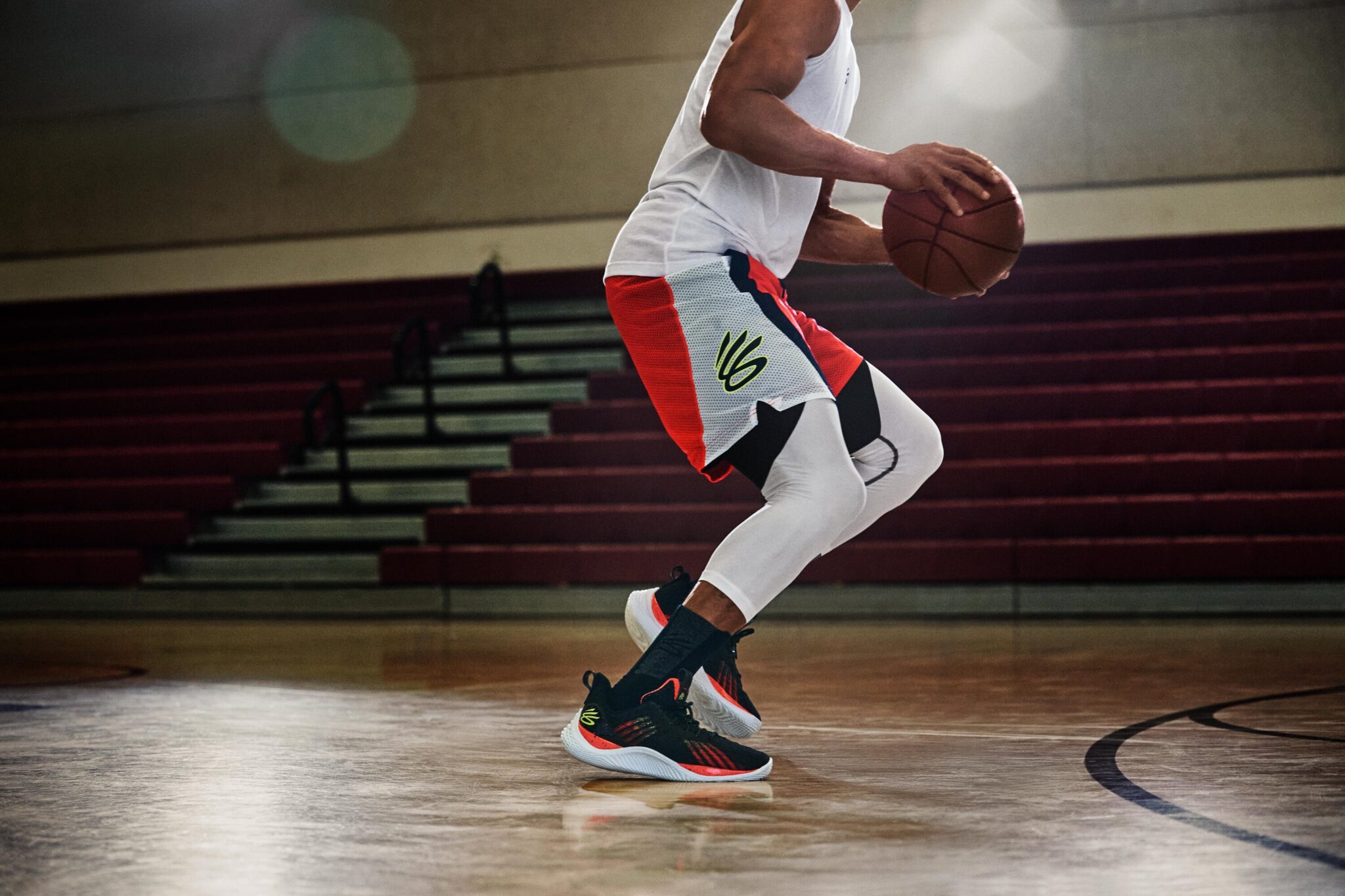 Curry Flow 10 รองเท้าบาสเกตบอลซิกเนเจอร์รุ่นล่าสุดของ Stephen Curry ...