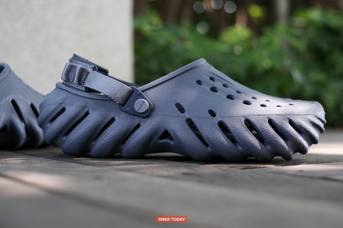 รีวิว Crocs Echo Clog รองเท้าที่มาพร้อมกับความนุ่มสบายและความเท่แบบสตรี ...